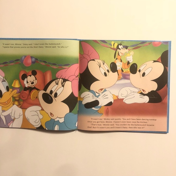 Disney | Accessories | Minnie Mouse The Butterscotch Bandit Book | Poshmark